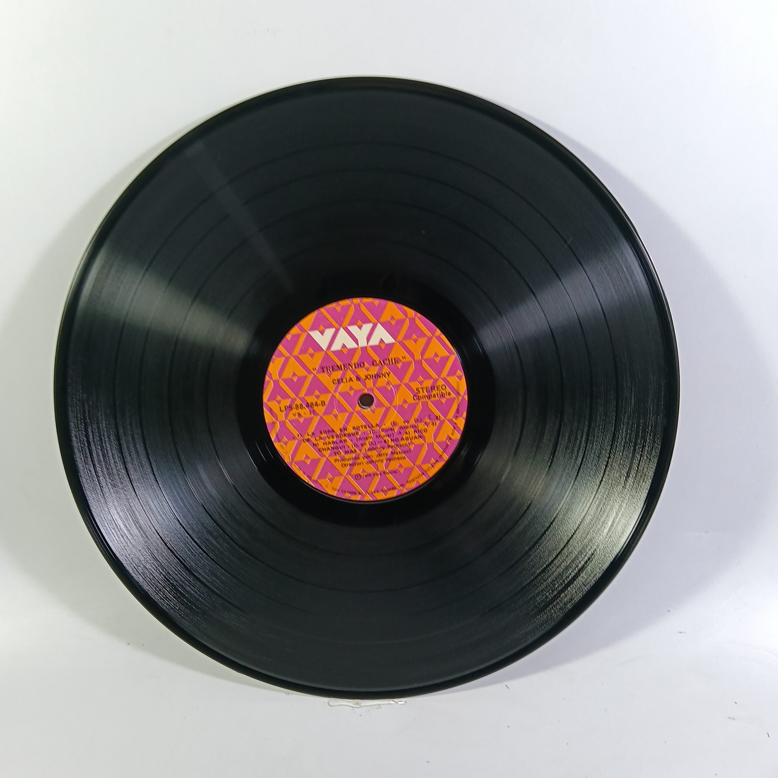 Celia Cruz & Johnny – Tremendo Cache – Sonero Colombia